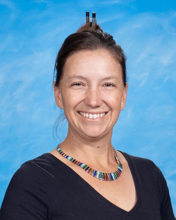 Mrs. Linzy Washington | Crossroads Christian School