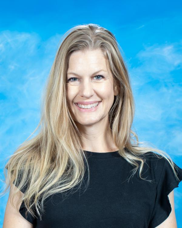 Ms. Leah Cheshier | Crossroads Christian School