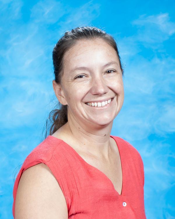 Mrs. Linzy Washington | Crossroads Christian School