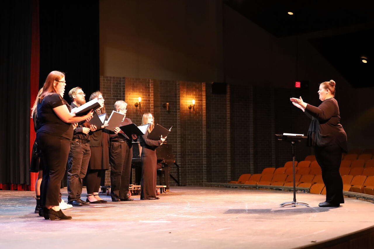 Durbin Returns to Alma Mater to Direct the Community Chorale ...