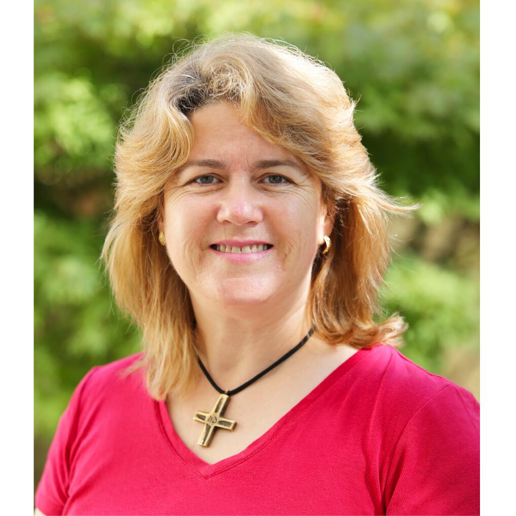 Gillian Wallace, SNDdeN | About Us