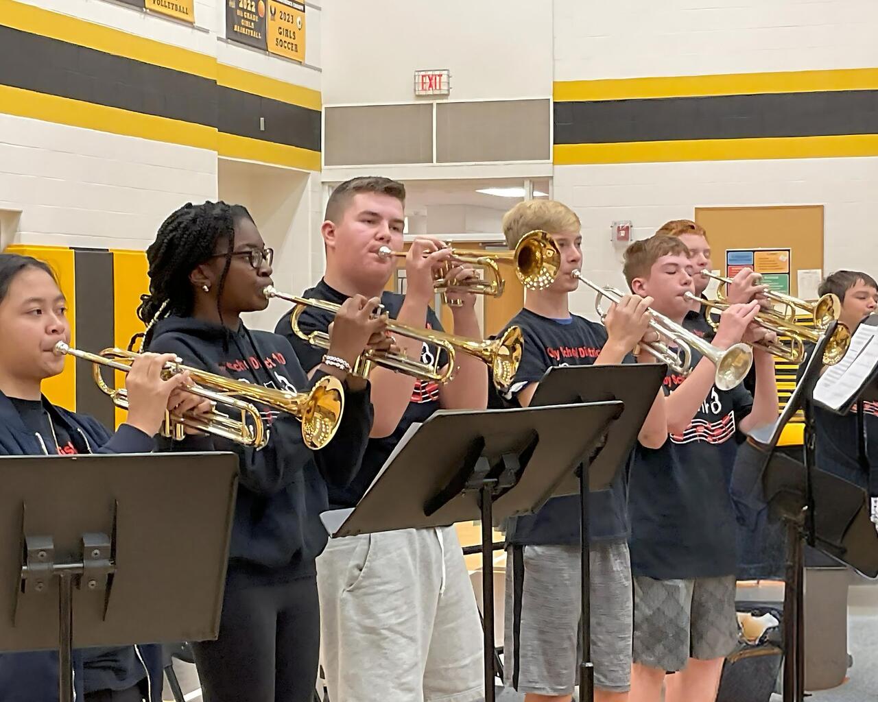 District Band Program Kicks Off with Instrument Showcase for Fifth ...
