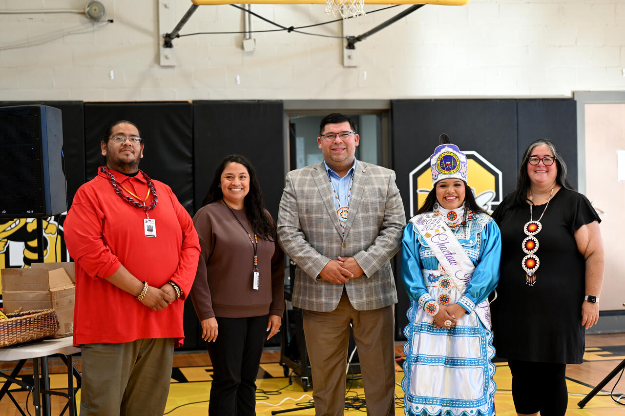 Mississippi Band of Choctaw Indians Tribal Chief Cyrus Ben and Choctaw Princess Visit Armstrong ...