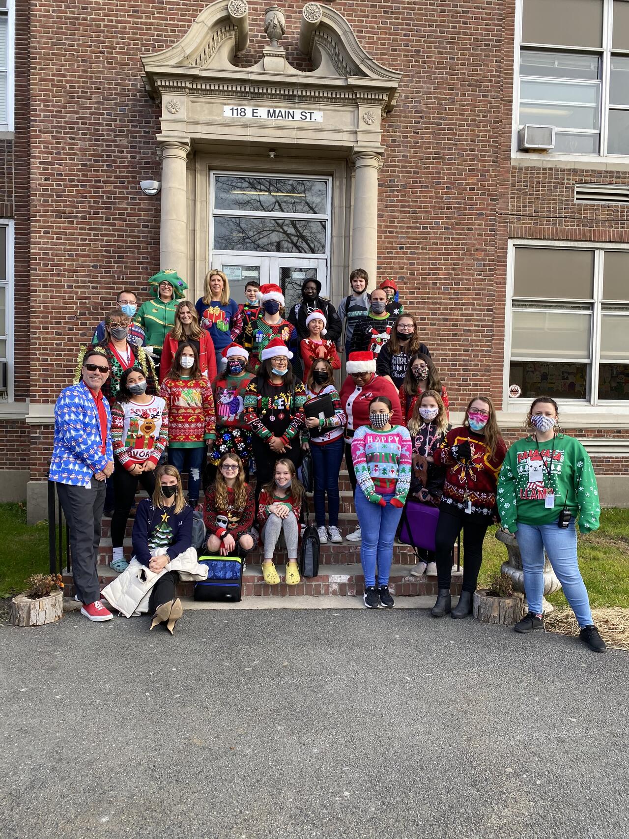 PJMS: Holiday Spirit Week Day 1 | Port Jervis Middle School
