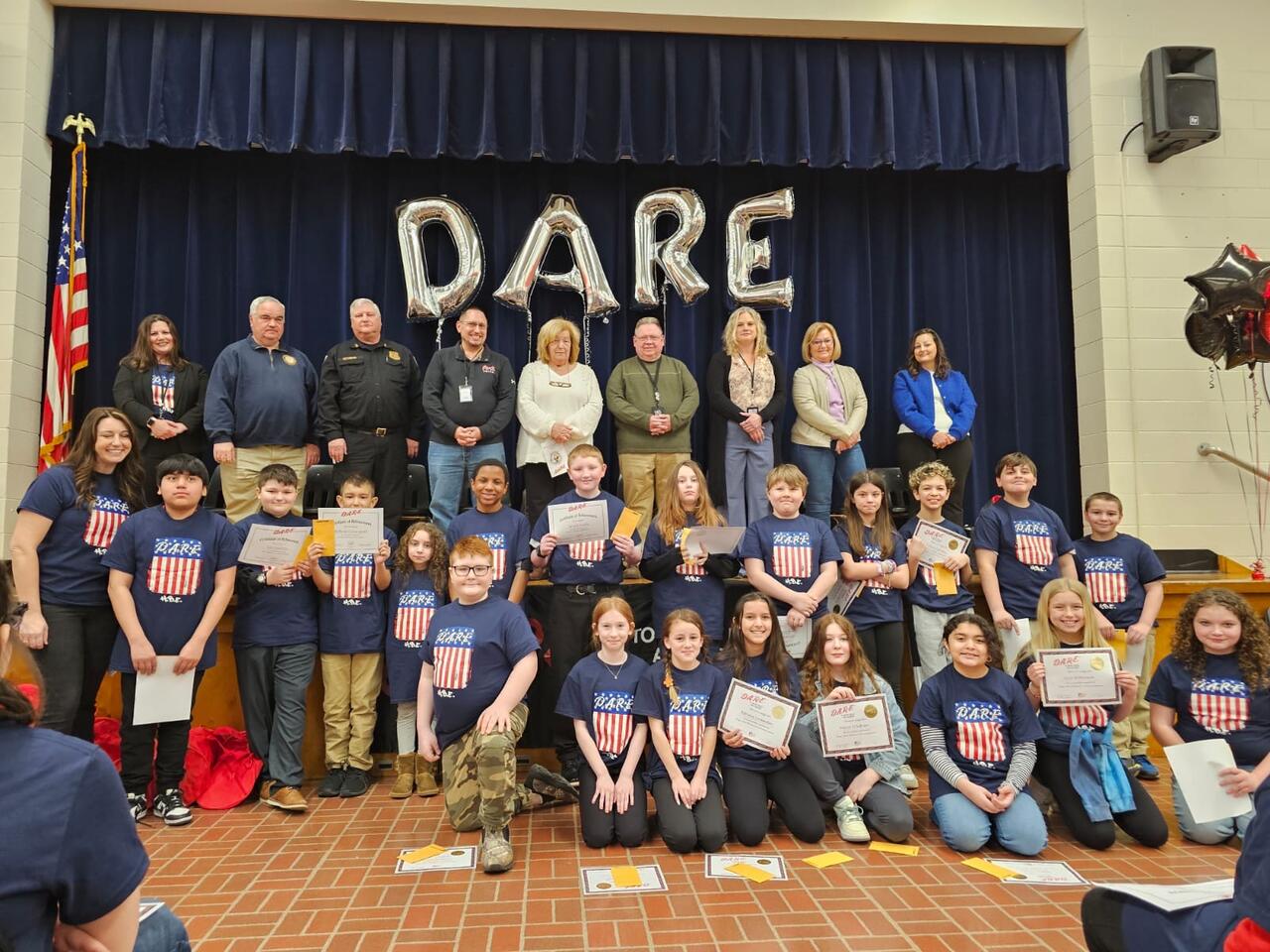 HBE: DARE Graduation | Hamilton Bicentennial Elementary School