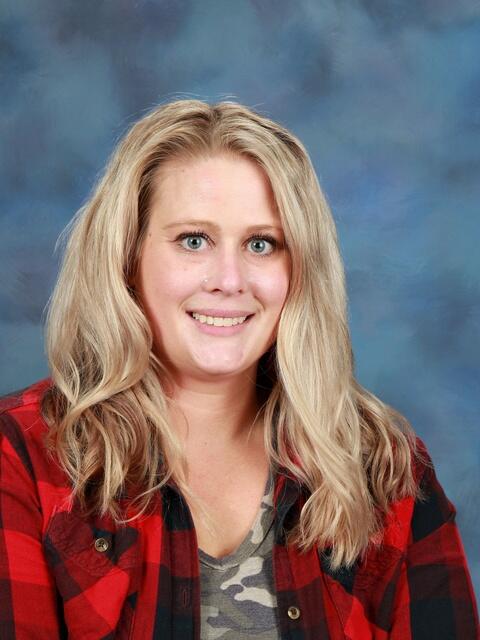 Lindsey Redetzke | School District of Altoona