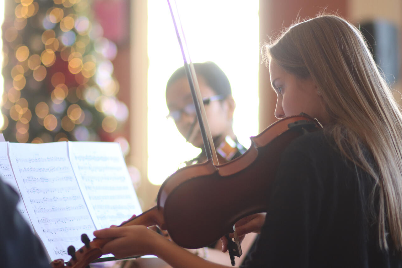 Student musicians play Academy Park | City School District of Albany