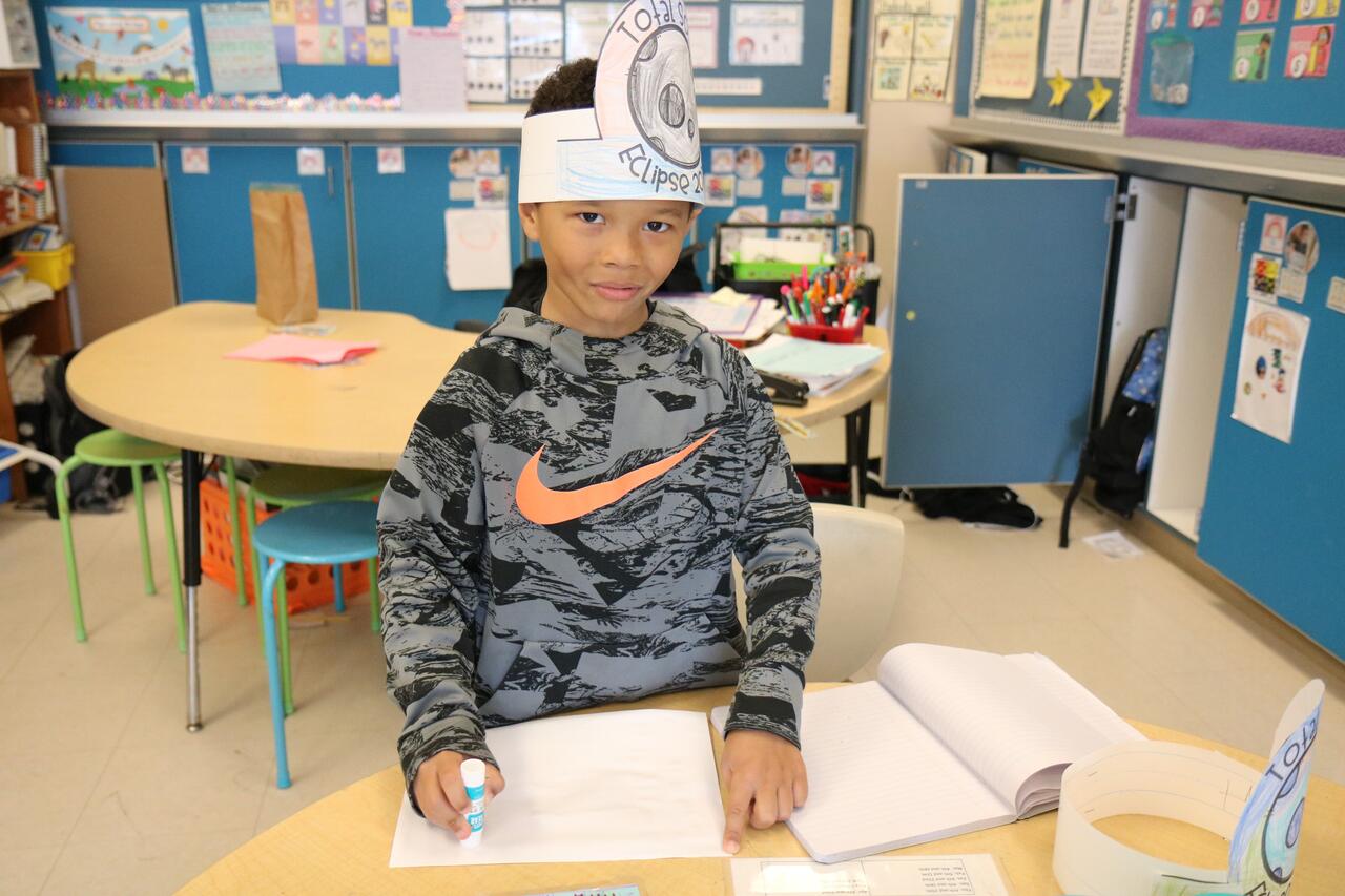 Pine Hills previews solar eclipse for students | Pine Hills Elementary School