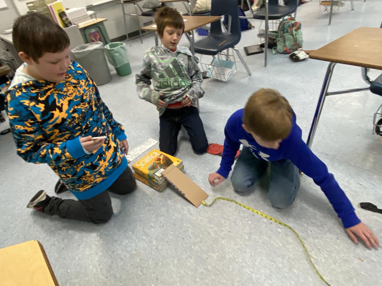 Mrs. Barrett's Science Class Learns about Forces | Greenlee Elementary