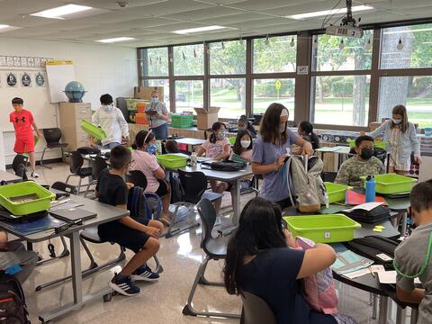 First Day of School Photo Gallery | Euclid Elementary