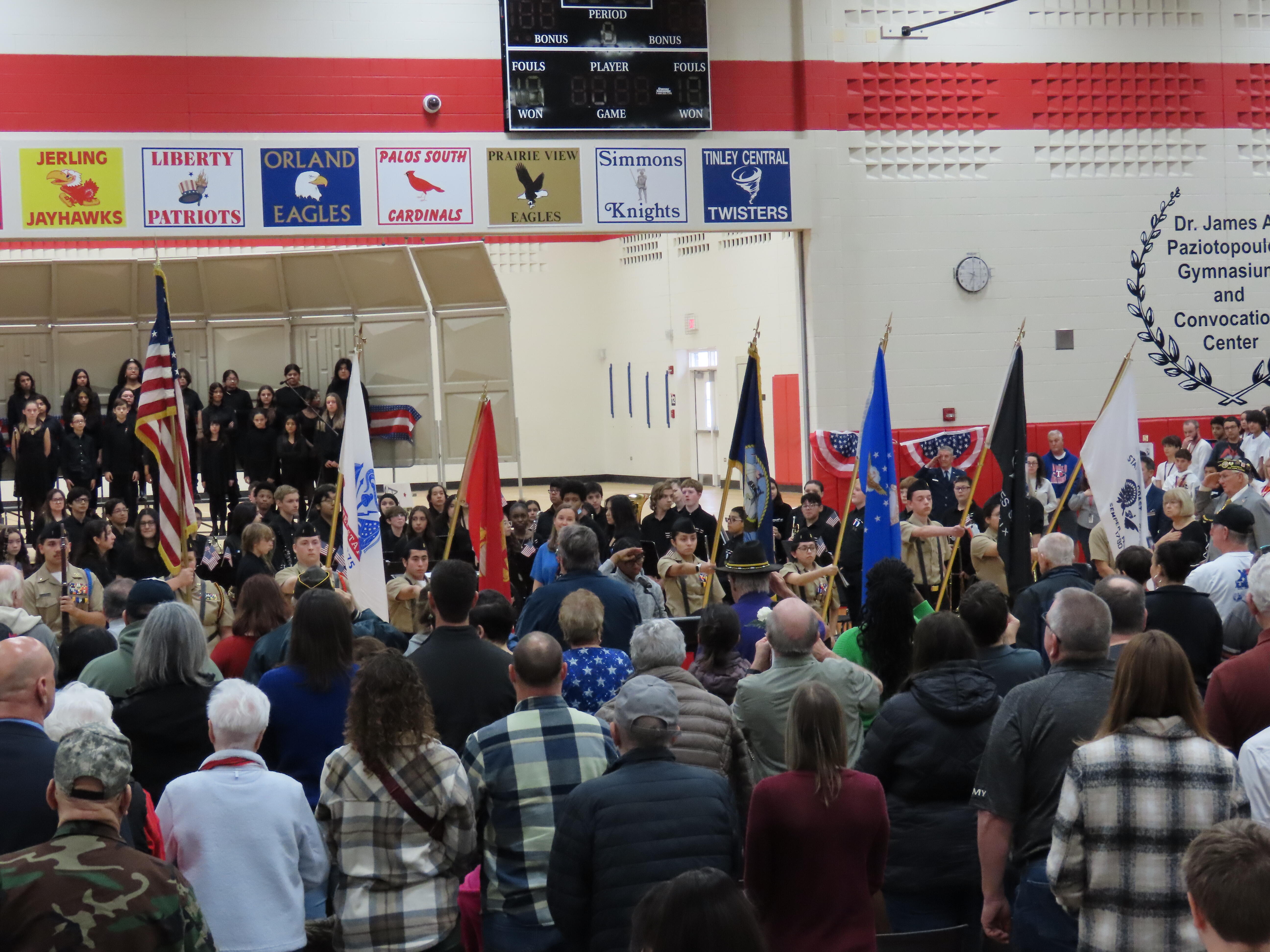 OLHMS Hosts Annual Veterans Day Assembly | Oak Lawn-Hometown School ...