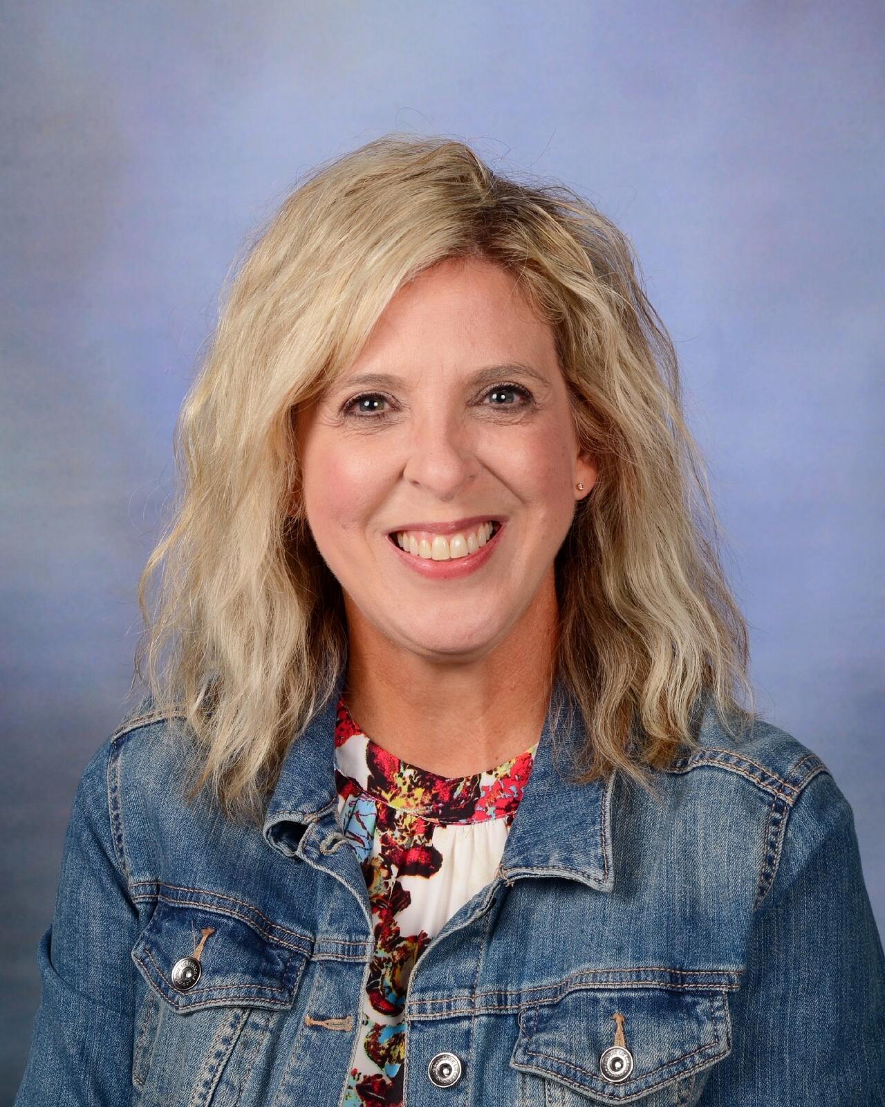 Ms Holly Burleson | Aristoi Katy Logic & Rhetoric