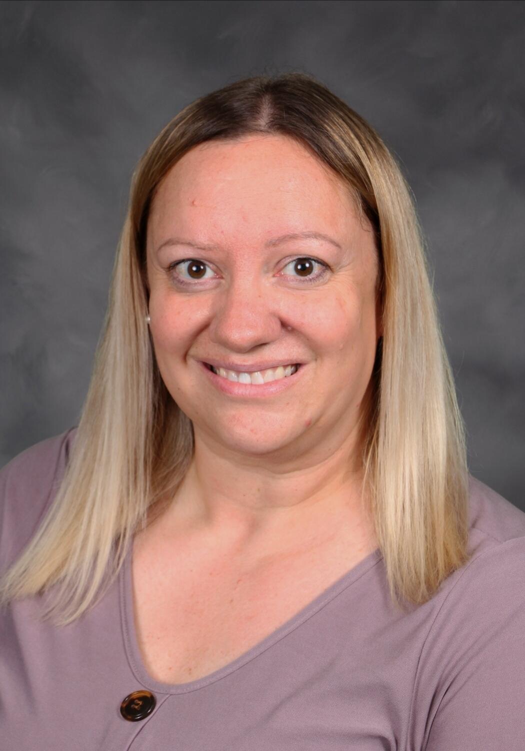 Leah Robinson | About