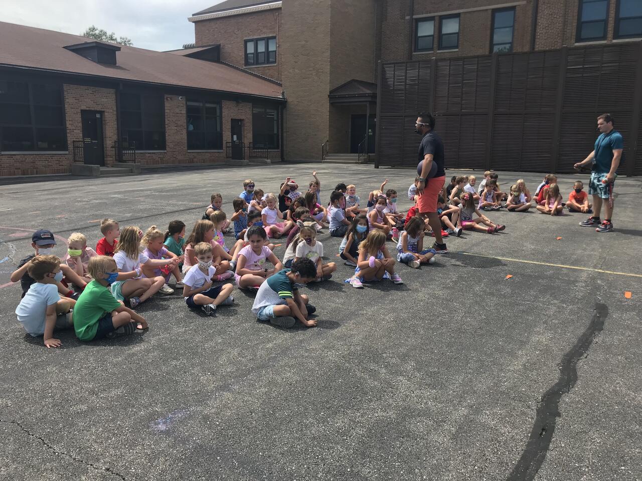 Field P.E. Class Helps Set Tone for New School Year | Communications