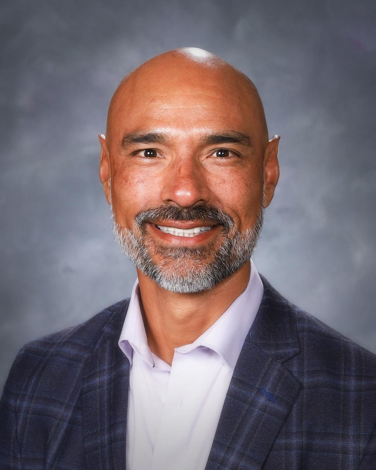 Ricardo Iniguez | Wenatchee High School