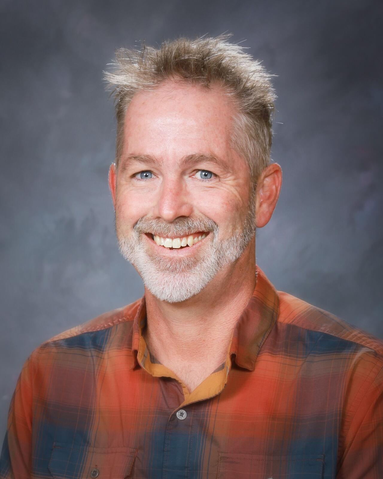 Aaron MacKenzie | Lincoln Elementary School